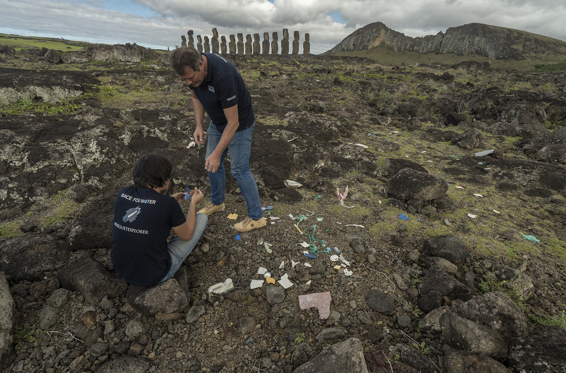 Rapa Nui Island - Race For Water