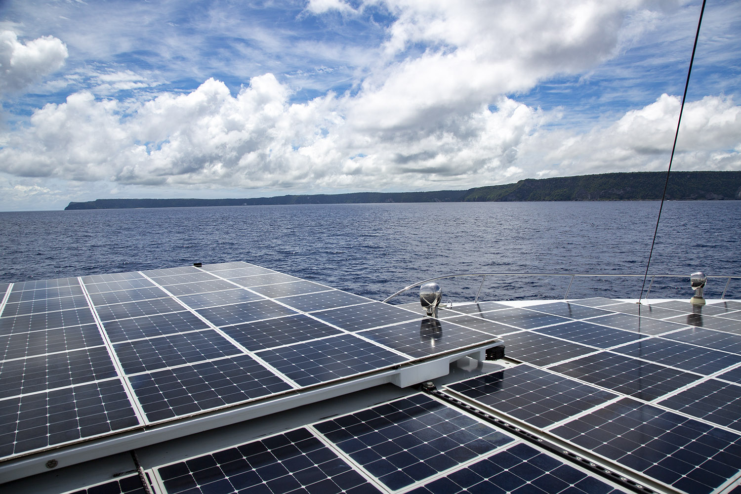 Tonga! - Race For Water